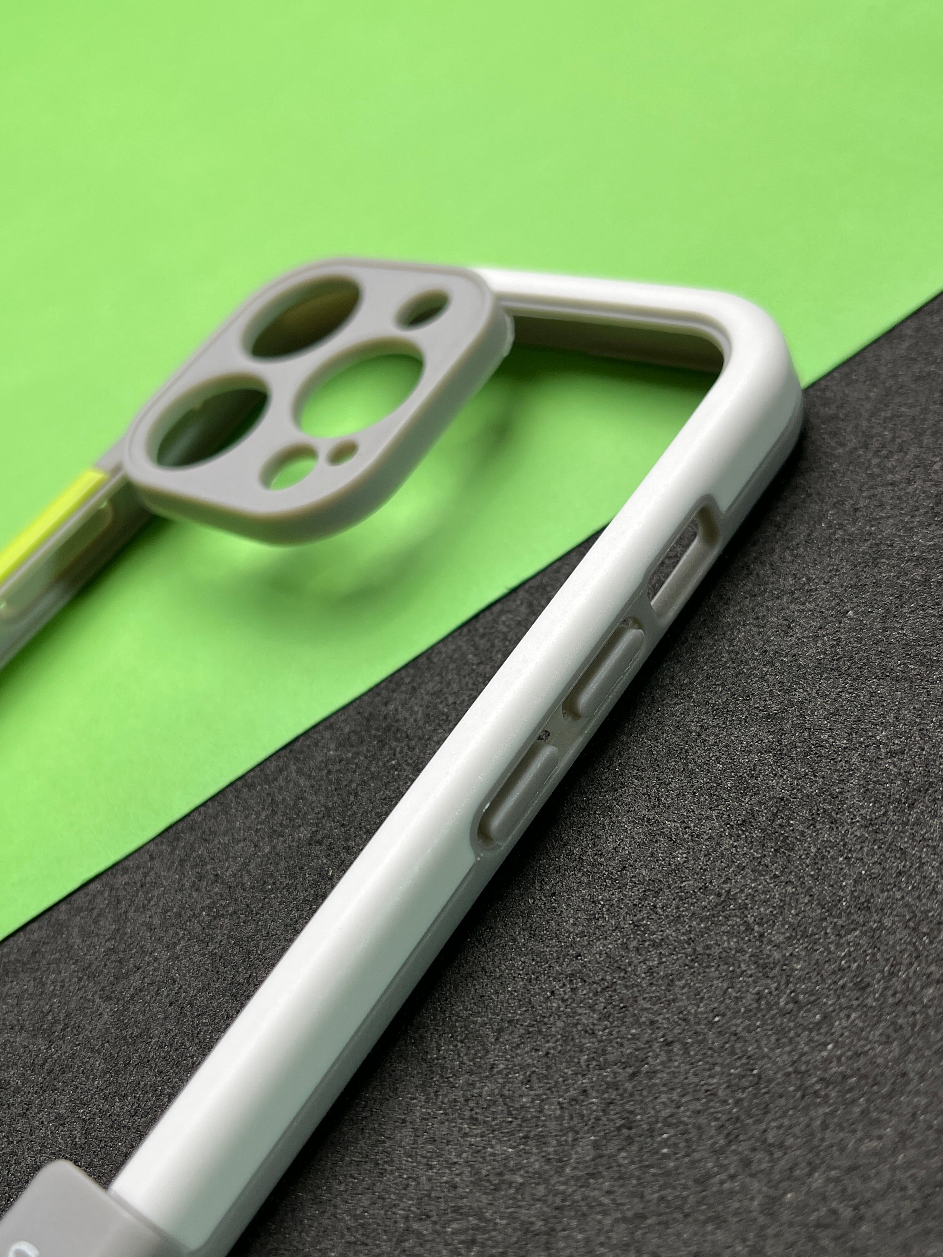 Walnut Green White Bumper ring for iPhone - GenZ